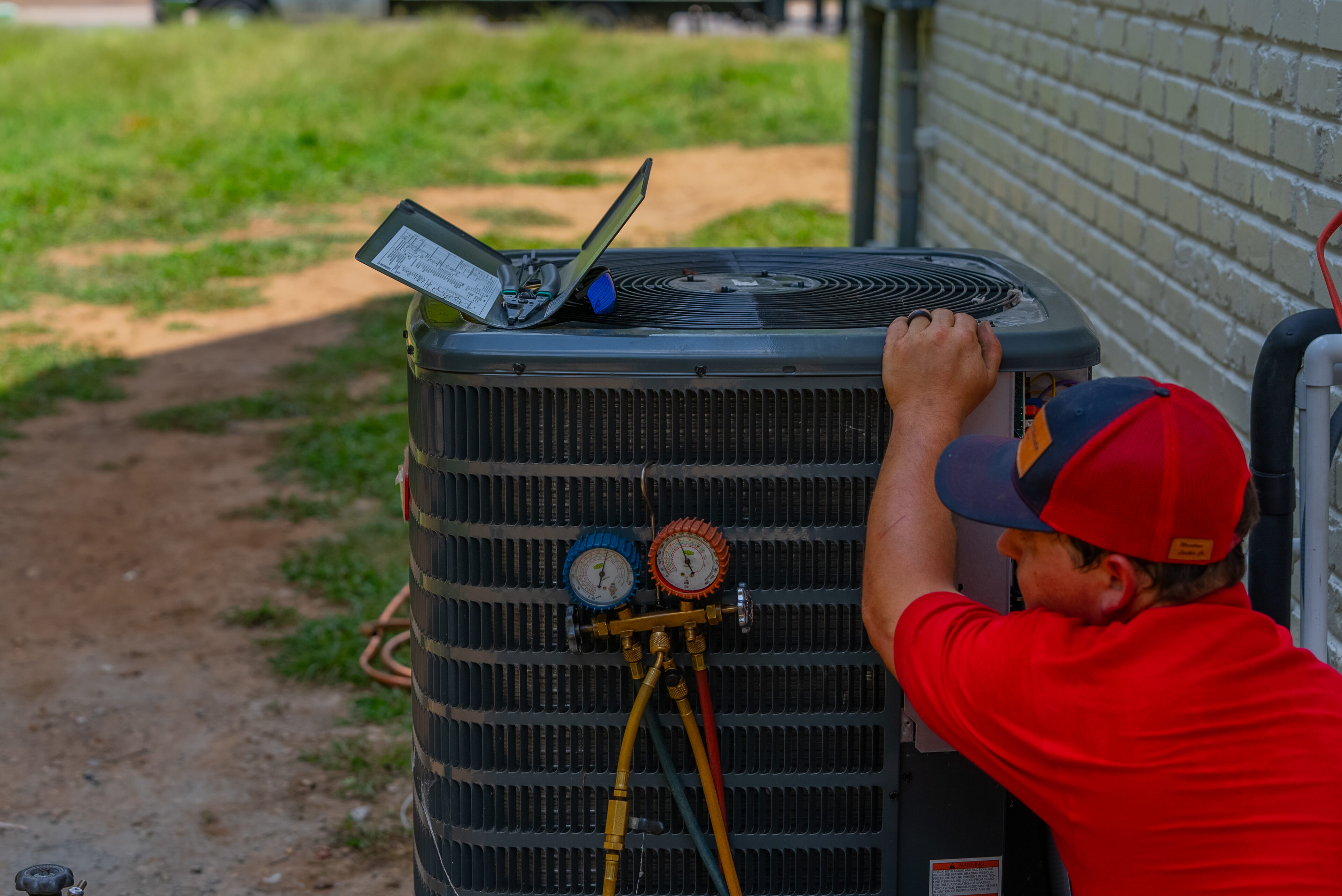 How to Fix Low Refrigerant in an AC Unit | Alabama Climate Control